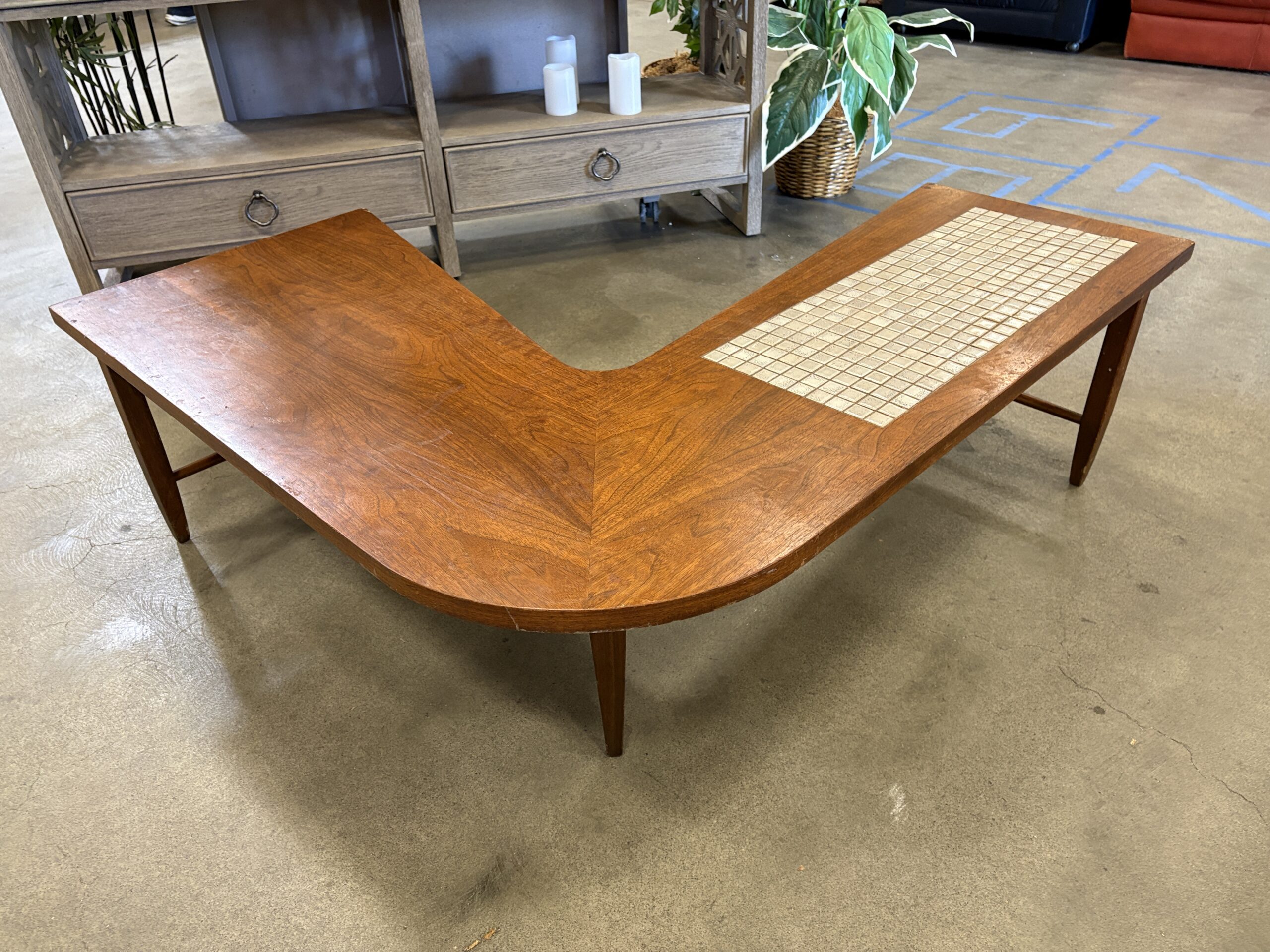 LANE Vintage Mid-Century Modern Walnut and Tile Boomerang Coffee Table ...